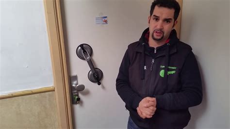 How To Open Door Lock Without A Key Quickly En Easily Expert Locksmith YouTube