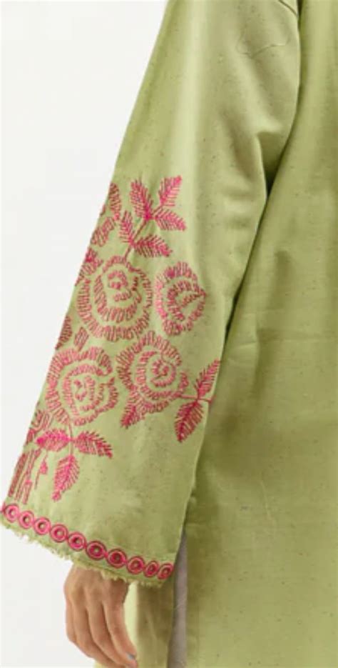 Pin By Saba Rahim On Symetric Motifs And Patterns Embroidery Fashion
