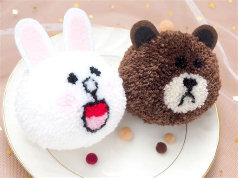 Diy Tutorial How To Make A Pompom Brown Bear Pompom Tutorial Pom