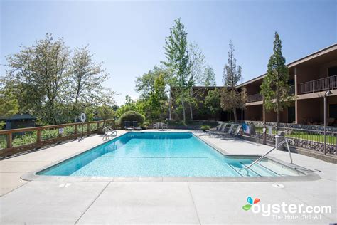 The Lodge At Riverside Review What To Really Expect If You Stay