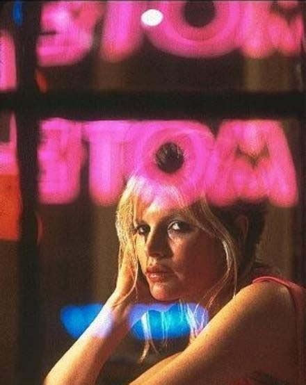 Picture Of Kim Basinger