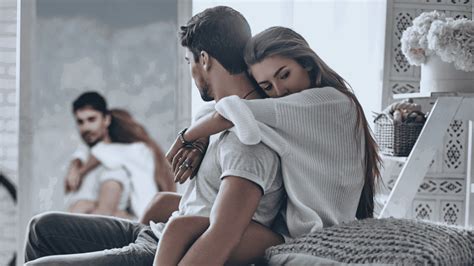 Weird Things Couples Do Embracing The Weirdness Relationship Rules