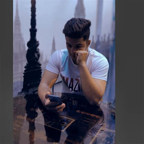 اشکان دارابی بانی‌کستر