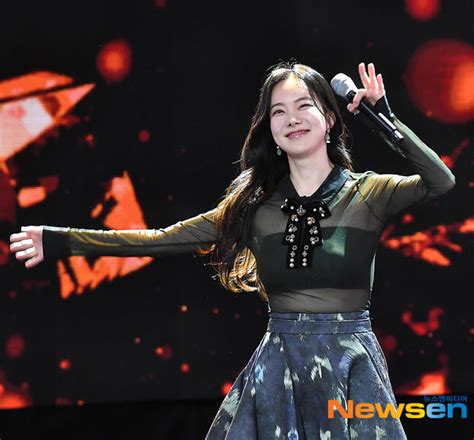 김나희 눈에 확 띄는 예쁨 포토엔hd