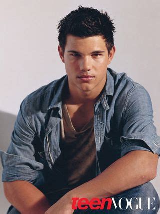 New Moon Star Taylor Lautner In Teen Vogue Photos Teen Vogue