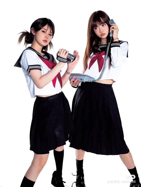 速写参考 双人 闺蜜 互动 动作参考 小红书 花瓣网