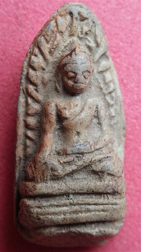 พระรอด พิมพ์ใหญ่กรุวัดมหาวัน จังหวัดวัดลำพูน Ennxo