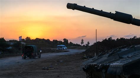 Израел нанесе удари по стотици цели и нареди евакуация в части от Ивицата Газа Близък изток