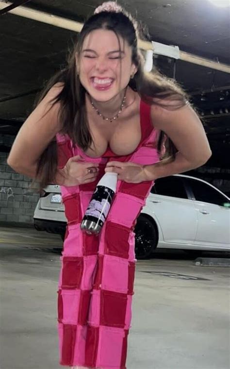 Kira Kosarin Nude Porn Pictures Xxx Photos Sex Images Pictoa