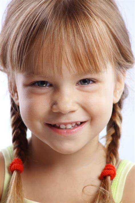 Mooi Meisje Stock Foto Image Of Wijfje Kaukasisch Gezond