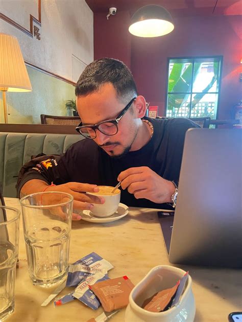 Saurabh Pandey On Linkedin Contentmarketing Mememarketing Agencylife Indore Marketinglife