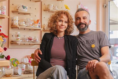 Симона и Мартин се двајцата креатори на брендот “Шарено ќоше” Со својата… Vitaminka A D