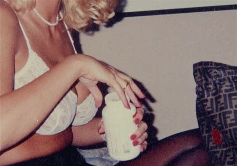 Nude Video Celebs Anna Nicole Smith Anna Nicole Smith You Don T Know Me