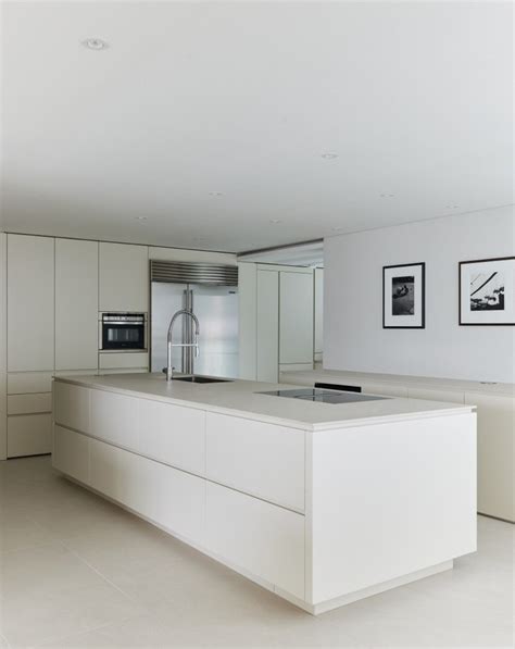 한성아이디 본점 아파트인테리어 주거인테리어 고급인테리어 대치동 동부센트레빌 61평 주방 인테리어 잘 짜여진 주방가구와 빌트인 가전이 말끔하게 원래 한세트인 것처럼 잘