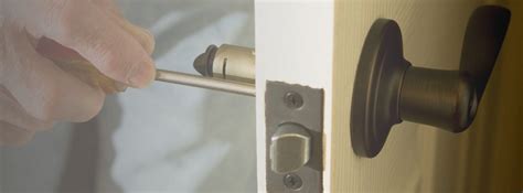 How To Replace A Door Handle An Easy Step By Step Guide Hiatt Hardware