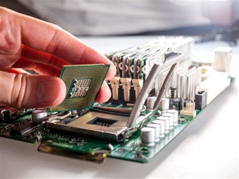 How Does A Computer Work Demystifying Tech Tech With Tech