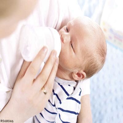 婴儿厌奶期孩子不吃奶怎么办 5个方法轻松应对厌奶期 厌奶 快速问医生