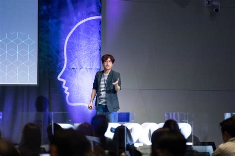 이시한 오늘도 기업 강연을 하나 했지만 인터넷 라이브로 하는 바람에 별다른 사진이 없는데 일주일