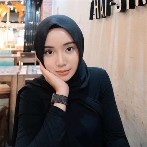 Hijabi Girl Girl Hijab Beautiful Hijab Hijabista Iris Cosplay