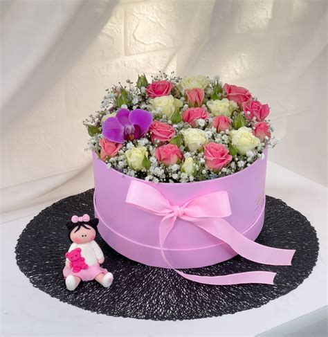 آموزش گل آرایی باکس گل صورتی تخت گلترنت ، مدرسه آنلاین گل آرایی ایران با ارایه مدرک