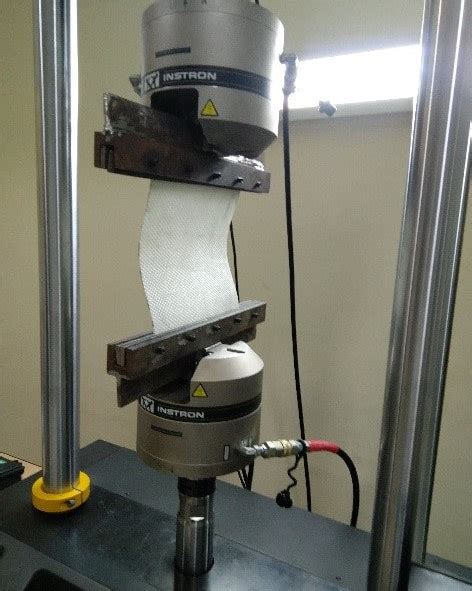 Fea Of A Thin Plate With A Hole Using Matlab