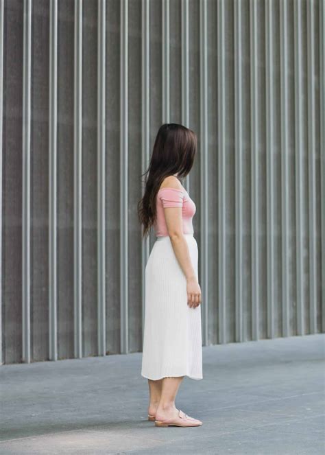 How To Style A Pleated Midi Skirt Diary Of A Toronto Girl