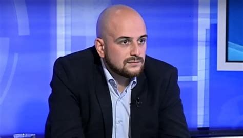 Светлин Тачев Който подкрепи управление на ГЕРБ и ДПС ще се самоубие