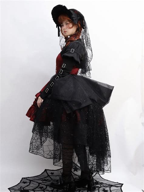 Black Cobweb Trainoverlay
