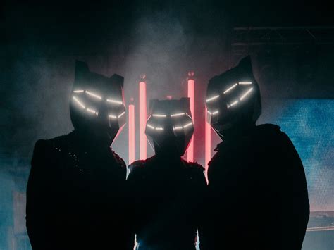 Black Tiger Sex Machine Liput