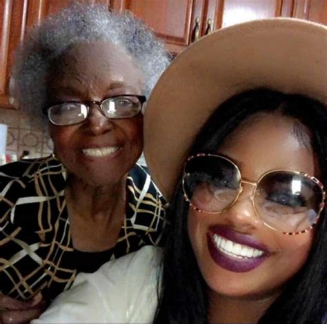 Dr Vondalyns Story The Dr Von Phenomenon Susan G Komen®