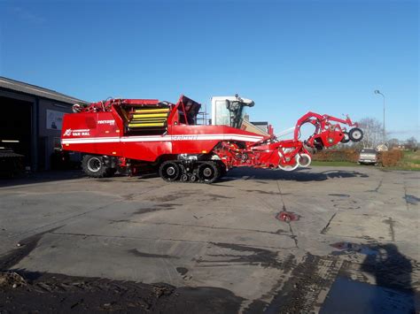 Loonbedrijf Van Hal Nextdoor