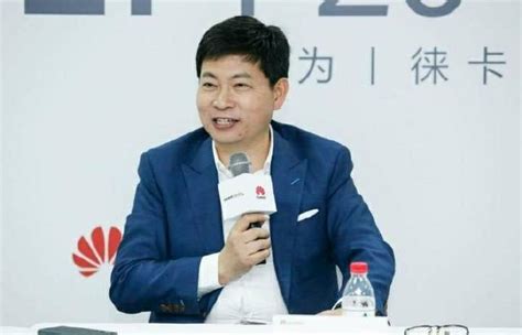繼錘子小米被打臉後，趙明強調的「天上飛」 余承東立誓的說到做到 每日頭條