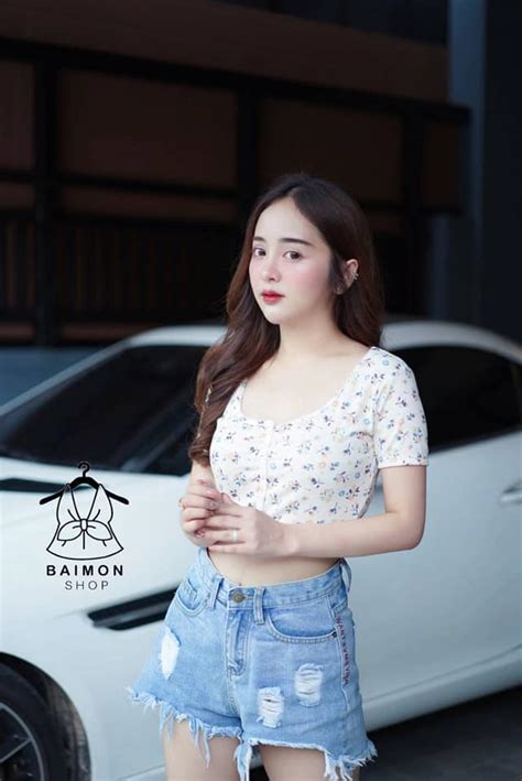 2sis Shopz 📍เ สื้ อ ผ้ า เ เ ฟ ชั่ น พ ร้ อ ม ส่ ง ทุ