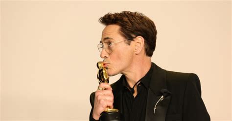 로버트 다우니 주니어 “‘아이언맨으로 돌아온다” 깜짝 복귀선언[해외이슈]