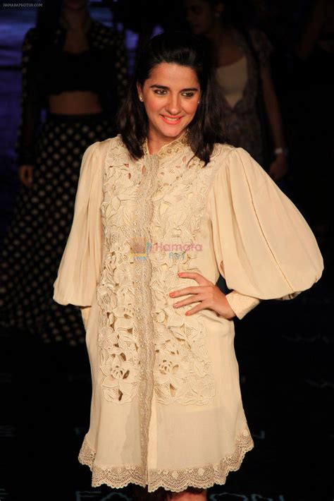 Shruti Seth On Day 1 At Lakme Fashion Week 2015 On 18th March 2015 Shruthi Seth Bollywood Photos