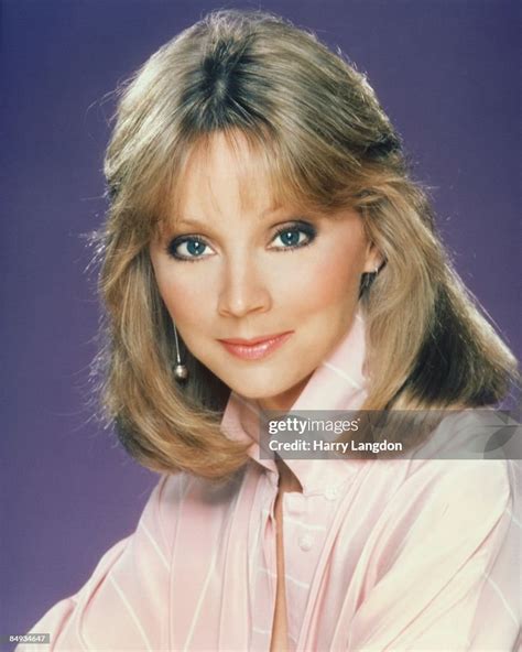 Actress Shelley Long Poses For A Portrait Circa 1990 In Los Angeles News Photo Getty Images