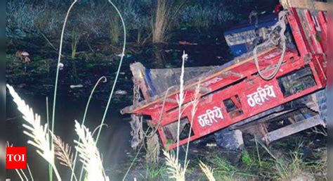 Tractor Trolley Accident Up Govt To Extend Benefits Of 15 Schemes To