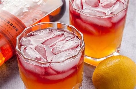 Коктейли, которые можно пить вместо снотворного | New york sour, Sour ...