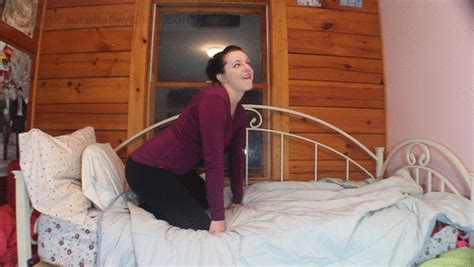 Young Milf Aura Fart Revenge Hd