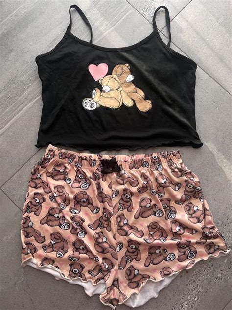 Жіноча піжама — ціна 125 грн у каталозі Піжами Купити жіночі речі за доступною ціною на Шафі