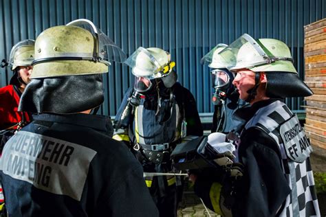 Gerätehaus Ffw Ampfing Freiwillige Feuerwehr Ampfing