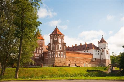 Знаменитые памятники беларуси 67 фото