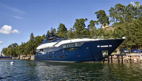 Lyxjakt I Västra Hamnen Nya Åland