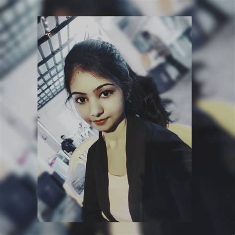 Simran Yadav 2906