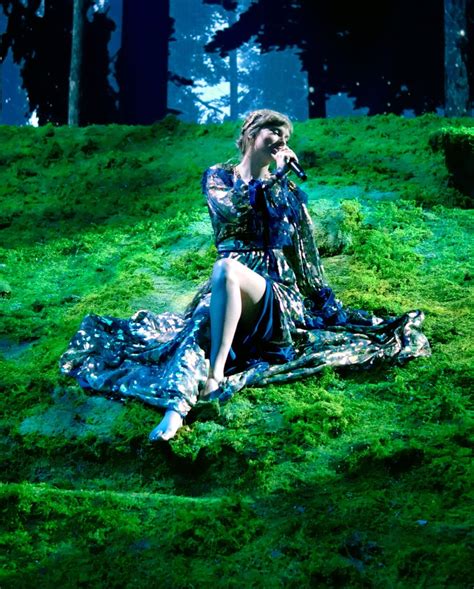 Taylor Swift At The Grammys 2021 Pictures Popsugar Celebrity Uk