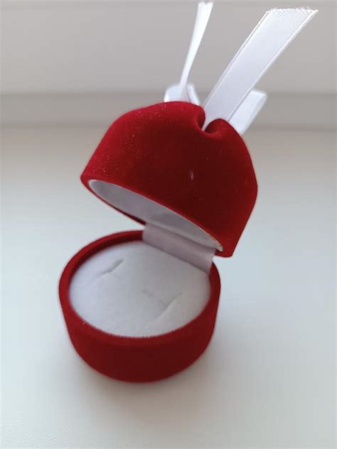 Коробочка для прикрас — ціна 33 грн у каталозі Коробки для зберігання Купити товари для дому та