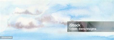 파스텔 푸른 하늘 구름 수채화 그림 여름 새벽 날씨 및 여행 디자인을 위한 추상적인 예술적 그림 손으로 그린 자연의 배경 0명에 대한 스톡 벡터 아트 및 기타 이미지
