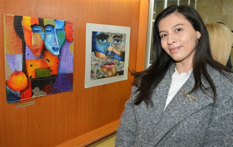 УНСС Ден на отворените врати с пролетна изложба „Духът прави силата“ се проведе в РЦДО Хасково