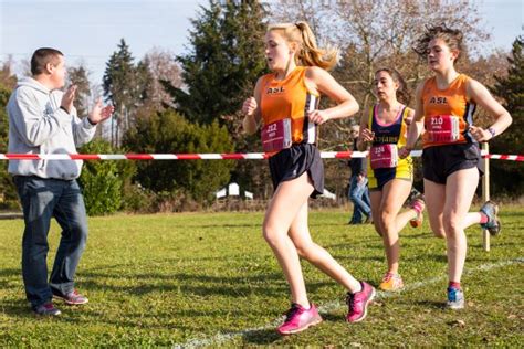 무료 이미지 꼬리 운영 국가 휴양 유럽 달리는 사람 십자가 금연 건강 증진 협회 2015 경주 헤이그 여자애들 엠 미국 사람 팀 50 스위스