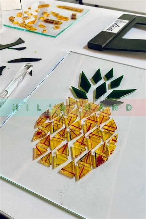 Hilshand 🌙 Fused Glass Art 🍍 Before Baking Ananas Tablolar